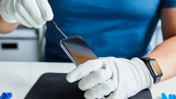 Schnelle und professionelle Hilfe bei der Reparatur deines Huawei Hand